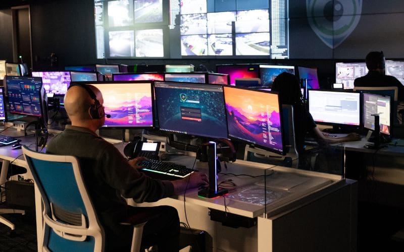 EyeQ Monitoring | Advanced AI Solutions for Business Monitoring